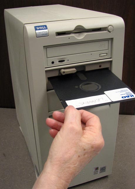 first floppy disk drive