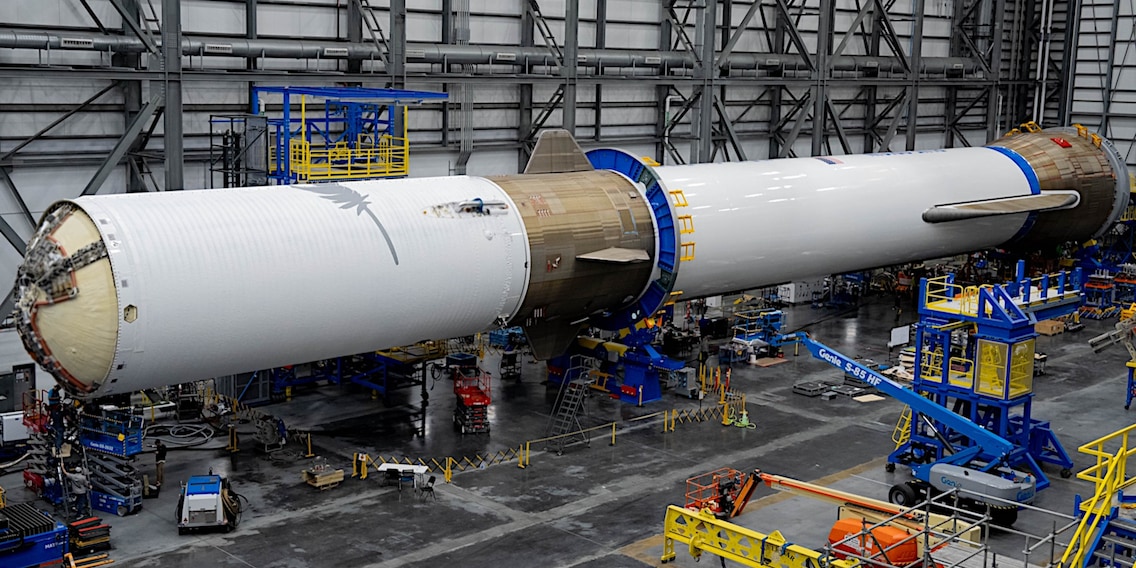 Heavy-lift rocket "New Glenn" to be launched on 16 January at around 7 ...